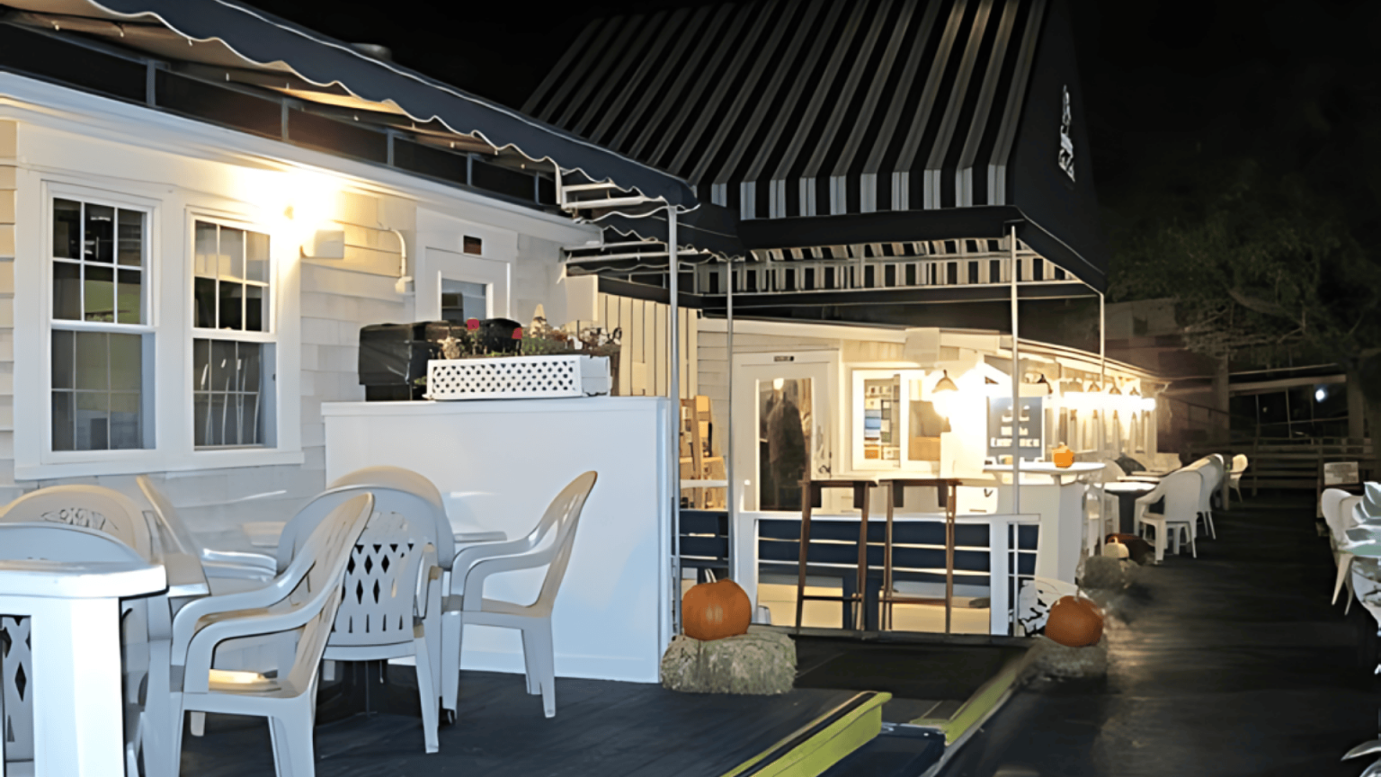 Top 15 Cape Cod Restaurants on the Water - Cape Guide
